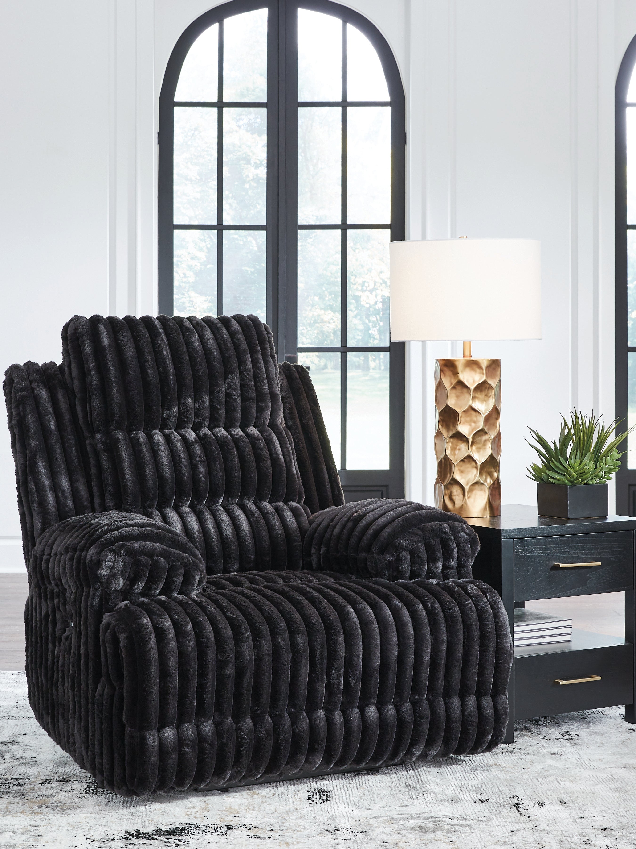 Technique Power Recliner – Onyx | InStyle Furniture