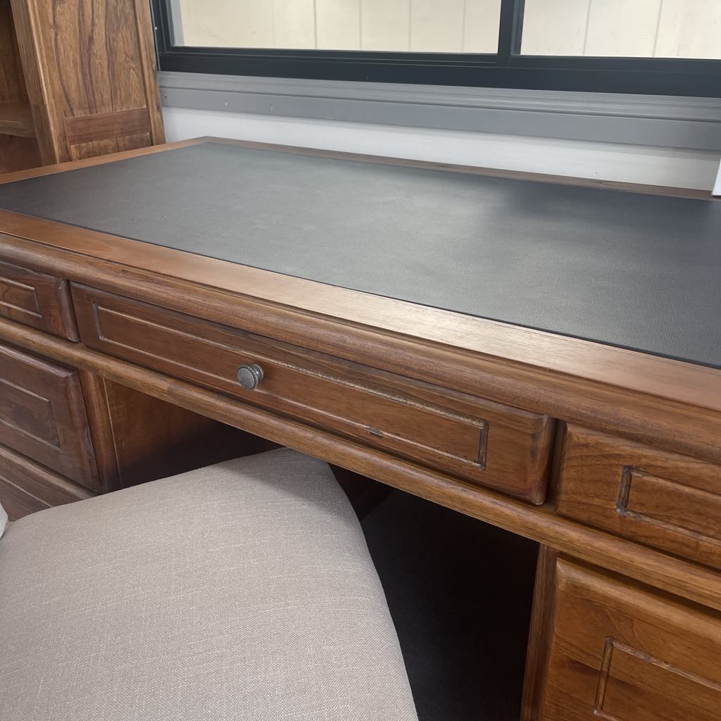 New Age Classic 160cm Desk - Dark Oak | Stylish & Sturdy Workspace ...