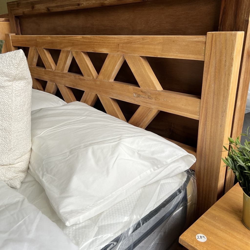 Diamond Willow Bed - Natural – InStyle Furniture