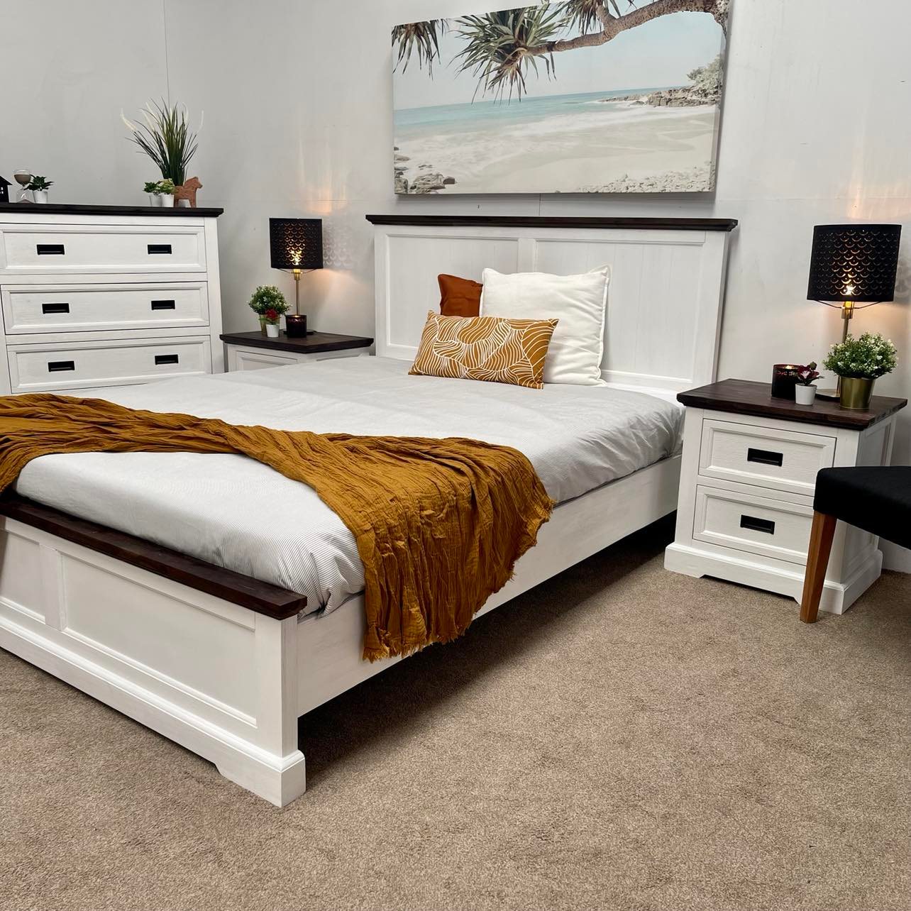 Hampton Coastal Two-Tone Bed - White & Walnut – InStyle Furniture