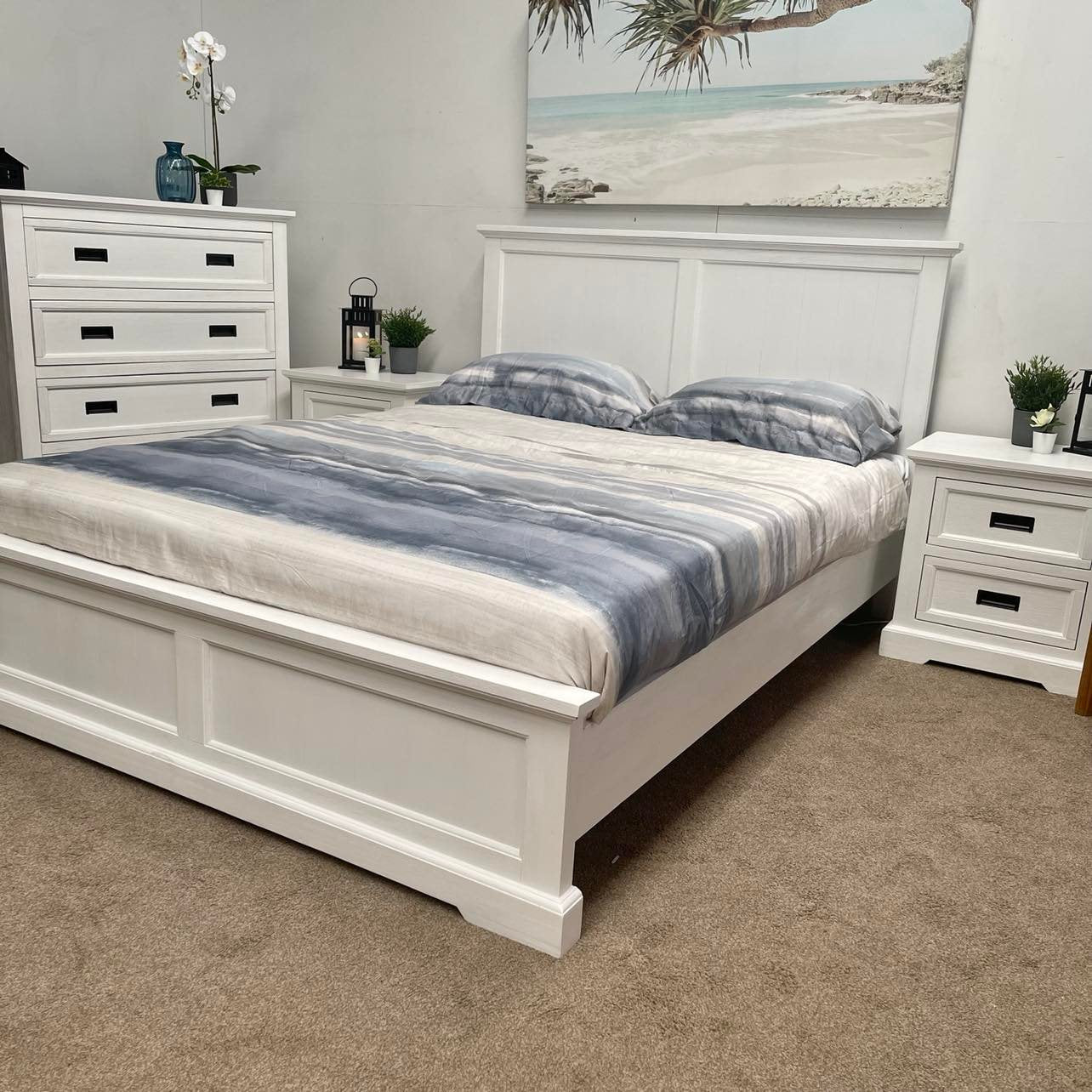 Hampton Coastal Bed - White – InStyle Furniture