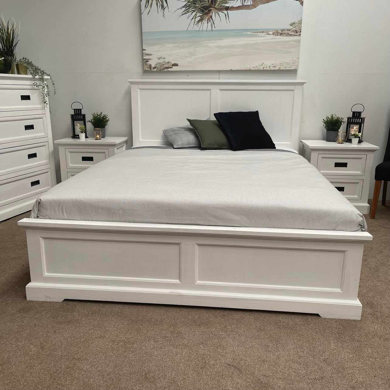 Hampton Coastal Bed - White – InStyle Furniture